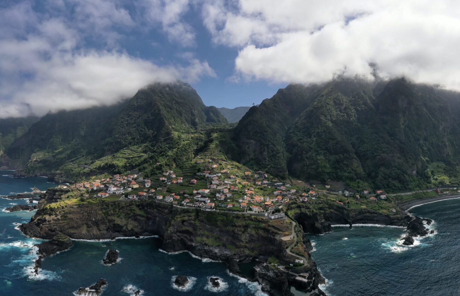Madeira Travel Guide-Tips for Visiting Madeira & Complete Guide!