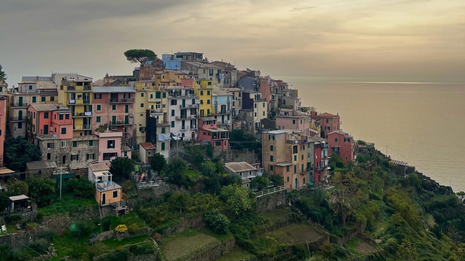 Cinque Terre, Italy Complete Travel Guide