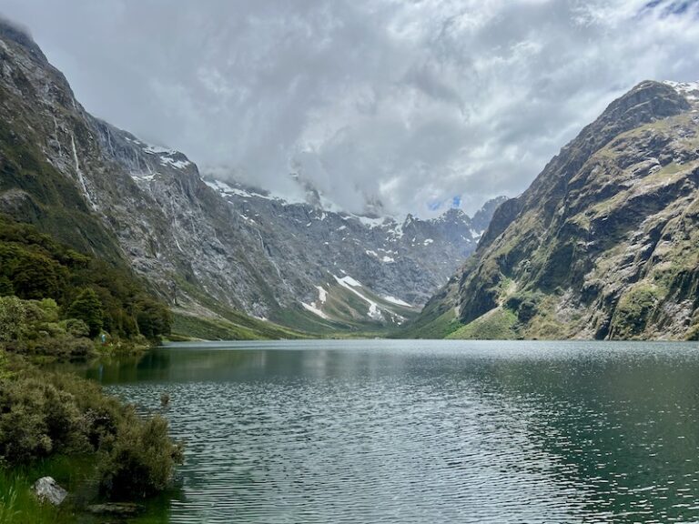 Lake Marian Hike & Track Guide: Fiordland’s Hidden Alpine Gem